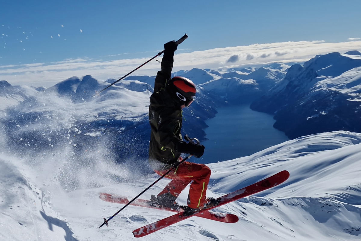 Ski & Sail in Fjords of Norway - Dreamcatcher | Skiing | Ålesund | Norway