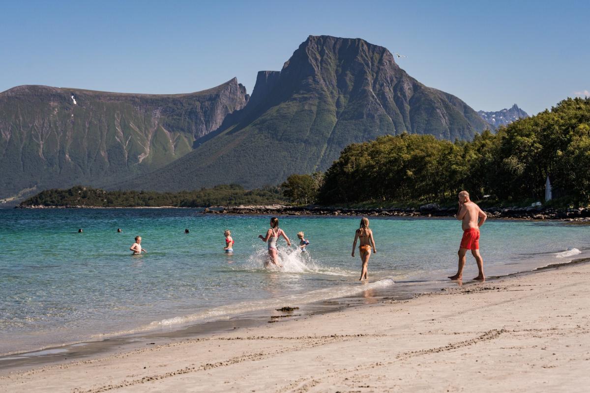 Hareid Tourist Information Office | Tourist Information | Hareid | Norway