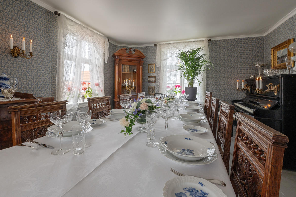 Highlights von Karmøy mit dem Minibus - Viking Adventure | Sightseeing ...