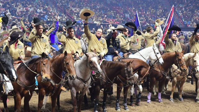 Wrangling Winter: NFR Takes Over Las Vegas with Rodeo, Entertainment ...