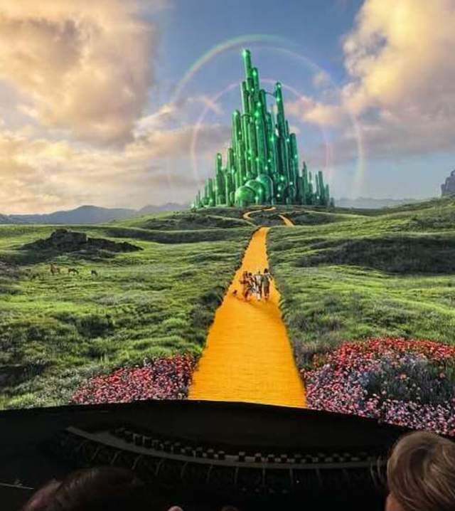 Wizard of Oz at Sphere Las Vegas: A First-Look Immersive Guide