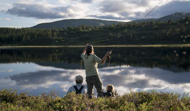 Hoe vang je een vis: een gids voor beginners | Zoetwatervissen in Noorwegen