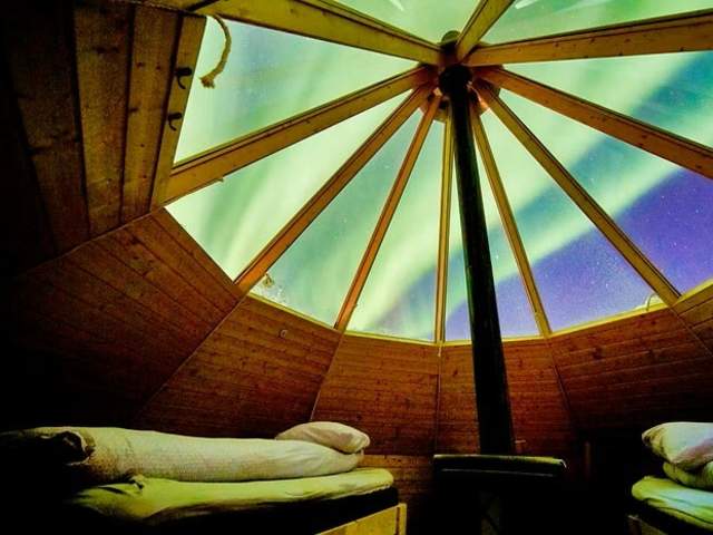 Northern lights packing tips: How to dress and what to bring