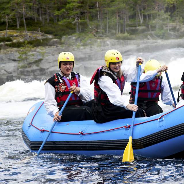 Setesdal | Hovden, Evje, folketradisjoner og rafting