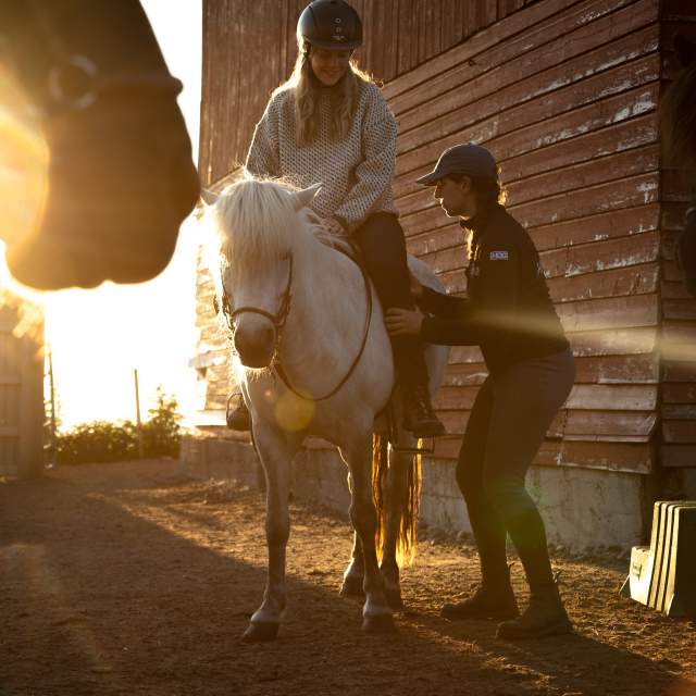 Ridning | Se Norge fra hesteryggen
