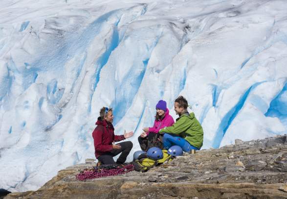 Isbreer | Bli med på brevandring på noen av Europas største breer