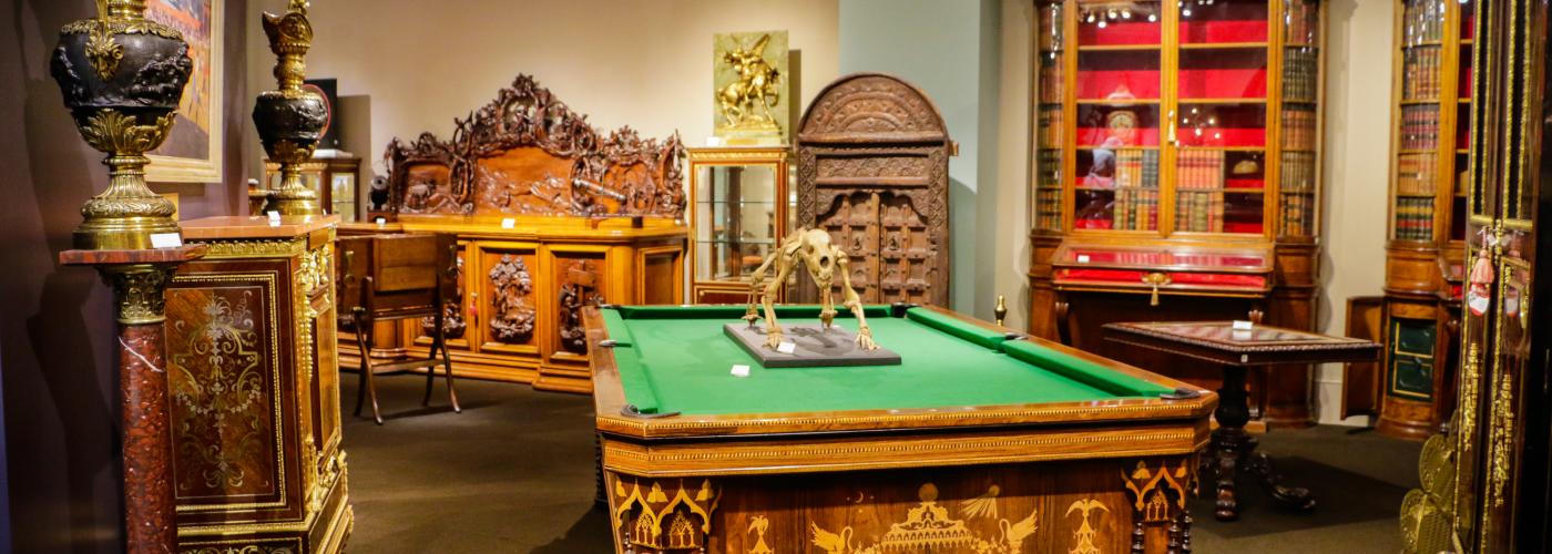 New Orleans Antique Shops