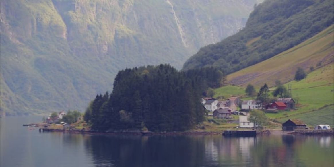 Livet ved fjordene - den officielle rejseguide til Norge - visitnorway.dk