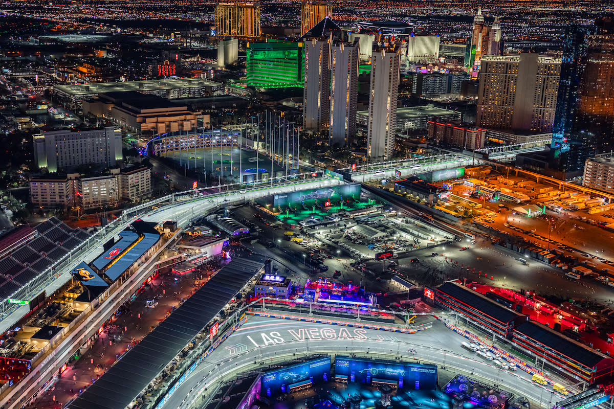 Las Vegas Formula One Circuit | A Thrilling Street Race on the Iconic ...