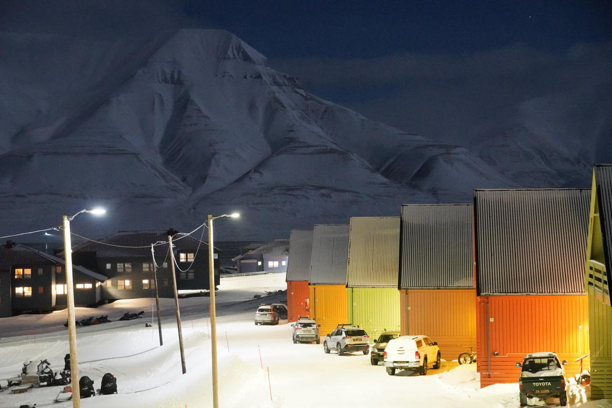 Svalbard in the polar night | Northern lights winter | Noctourism