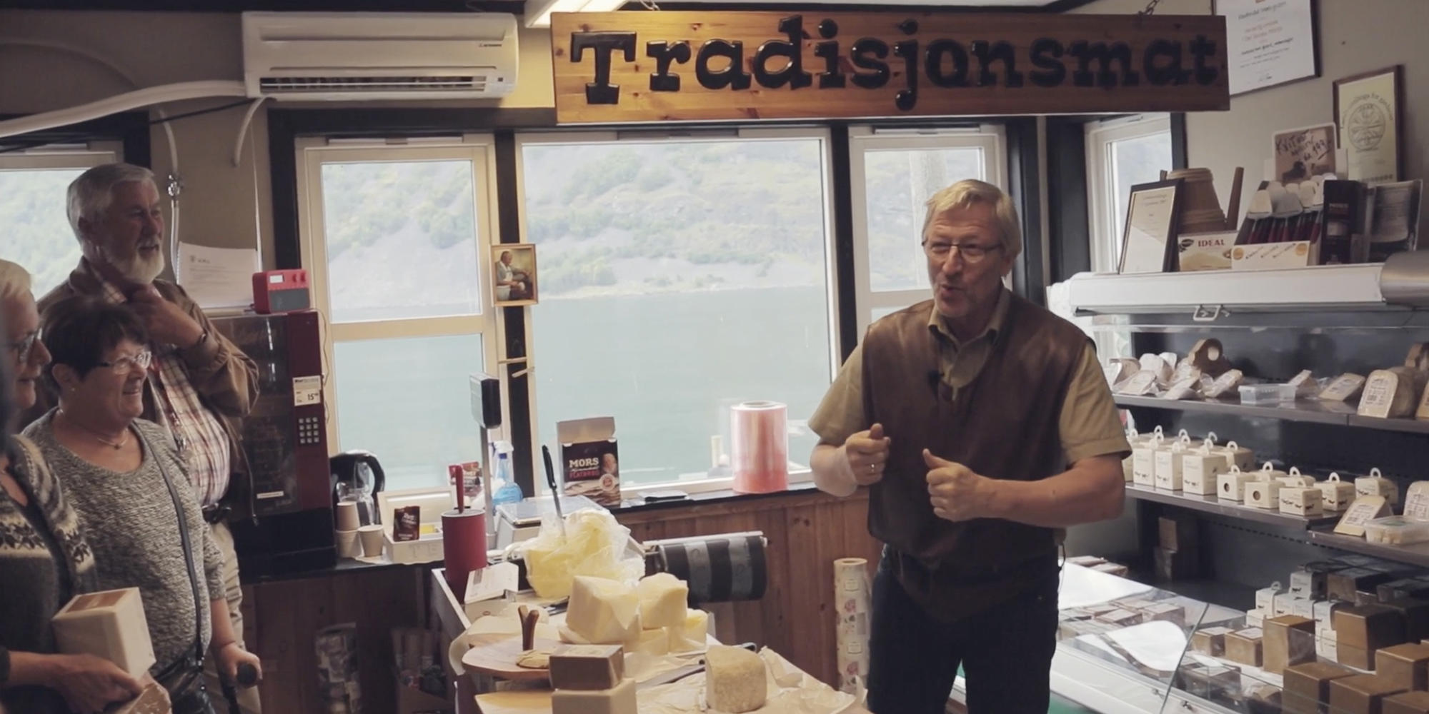 Norwegian brown cheese | Tasty cultural traditions